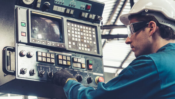 What Is a Machine Operator? - Excelsior University